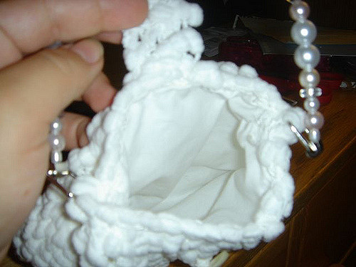Ravelry: White Bedazzle Evening Bag pattern by Sasha