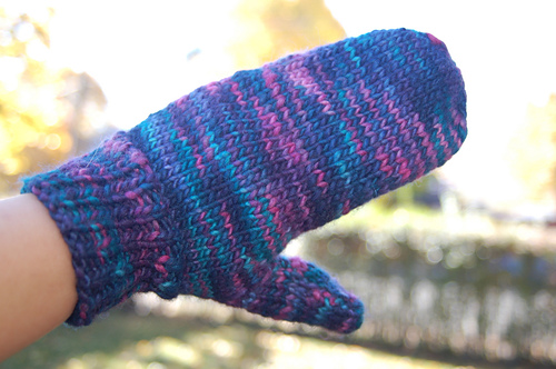 Ravelry: Basic Mitten pattern by Marion Graham