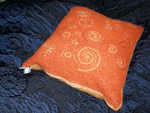 Ravelry: freddiepatmore's Nan's Felted Cushion