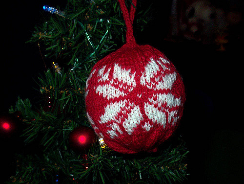 Ravelry: Fair Isle Snowflake Ornament pattern by Lion Brand Yarn