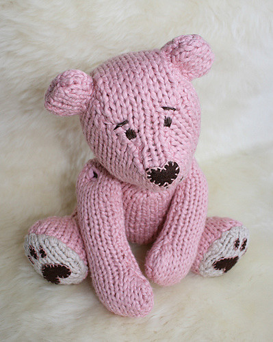 Ravelry: Classic Teddy Bear pattern by Mary Ann Gebhardt