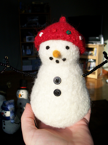 Ravelry: Felted Snowman Hats pattern by Marie Mayhew