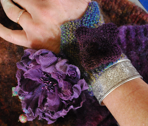 Ravelry: Star Flower Cuffs pattern by Lynne Vogel