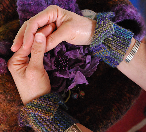 Ravelry: Star Flower Cuffs pattern by Lynne Vogel