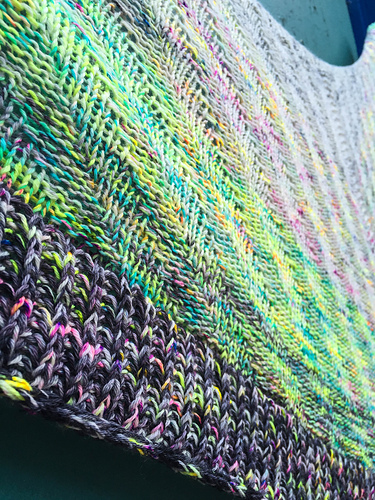 Ravelry: Marled Fade Triangle pattern by Stephen West