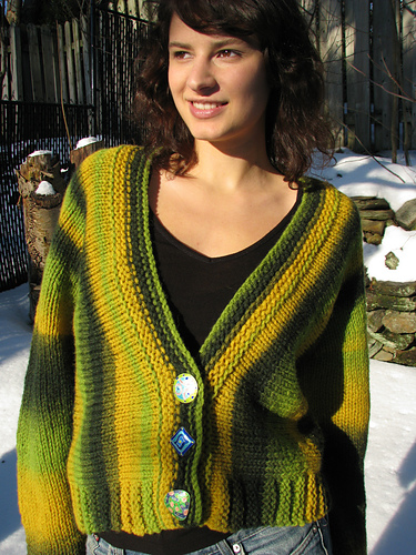 Ravelry: Venus Rising 680 pattern by Lucy Neatby