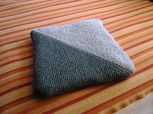 Ravelry: Puzzle Pillow Blanket pattern by Meg Swansen