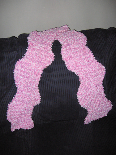 Ravelry: Swervy Scarf pattern by Yvonne Mendelson