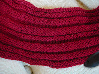 Ravelry: Simple Ribby Moebius Scarf pattern by Helen Whatley