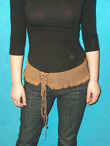 Ravelry: Ruffled Corset Belt pattern by Tricia Royal