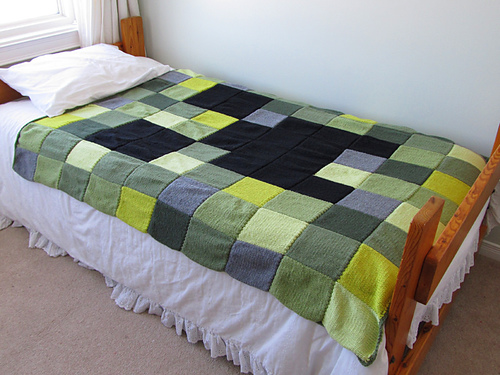 Ravelry: Minecraft Creeper Blanket pattern by Katherine Youngs