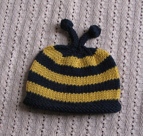 Ravelry: Preemie Ladybug, Butterfly & Bee Hats. pattern by Erssie