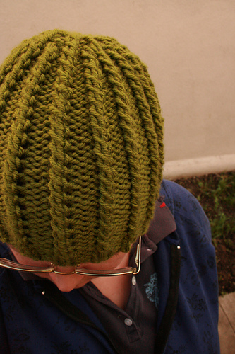 Ravelry: Pom! Hat pattern by Preita Salyer