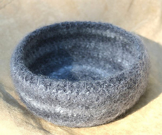Ravelry: Stiff Yarn Bowl pattern by Jane Davis