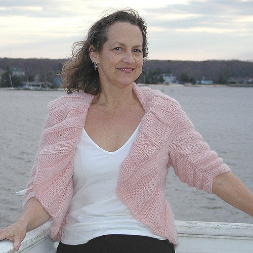 Ravelry: N043 Circle Shrug pattern by Sarah Punderson
