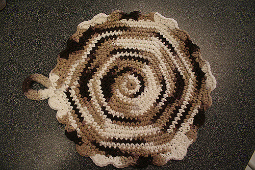 Ravelry: Hilde's pot holders / hot pads pattern by Hilde Christensen