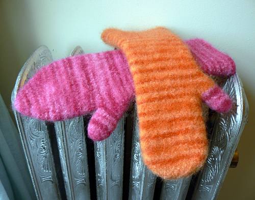Ravelry: Felted Mittens pattern by Lynn Snell
