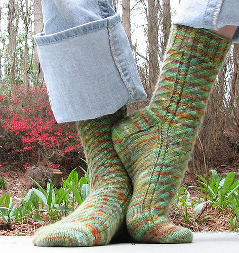 Ravelry: Toasty Twist Socks pattern by Teresa Fox