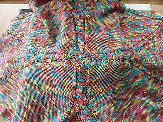 Ravelry: Rotunda Baby Blanket pattern by Hannah Six