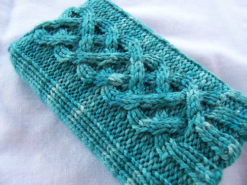 Ravelry: Four Rib Braid Cabled iPod Touch Sock pattern by SmarieK