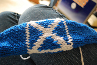 Ravelry: Scotland Scarf pattern by dragonzonice