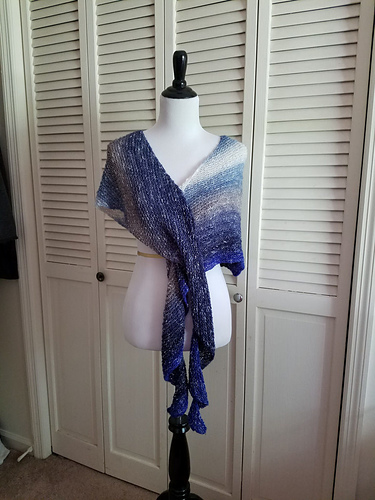 Ravelry: jesmy's Easy Shaped Shawl Royal Blue