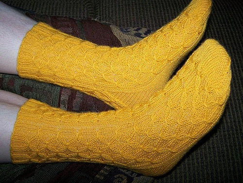 Ravelry: Spun Gold Honeycomb Socks pattern by the Jewell's Handmades