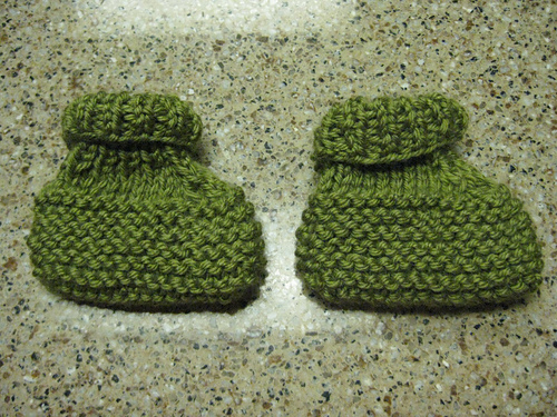 Ravelry: Easy Knitted Booties pattern by Bundles of Love