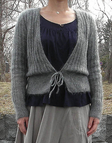 Ravelry: Faye Cardigan pattern by Kim Hargreaves