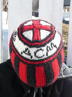 Ravelry: AC Milan hat pattern by Tori Seierstad