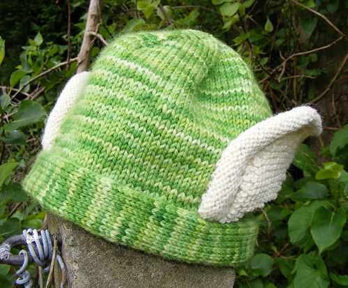 Ravelry: Winged Cap pattern by Freyalyn Close-Hainsworth