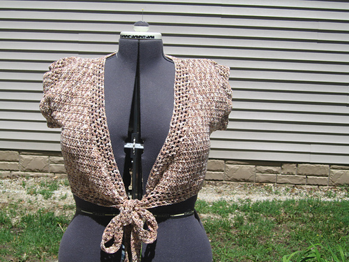 Ravelry: Tie Front Top pattern by Lisa Gentry