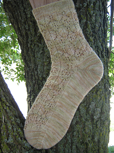 Ravelry: Malu pattern by Monica Jines