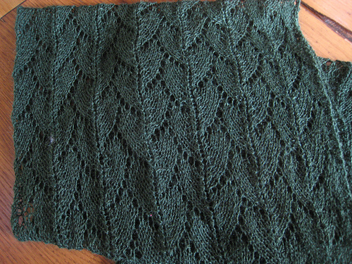 Ravelry: Leafy Panels pattern by Jan Eaton