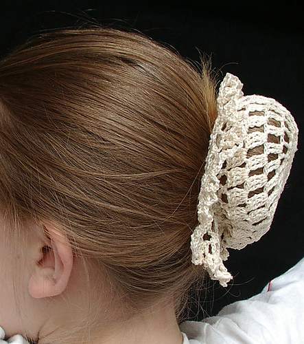 Ravelry: bun / snood from doily pattern by Wendy Harbaugh