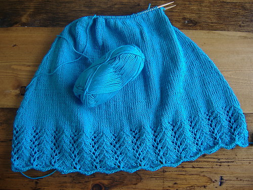 Ravelry: Very Cherry pattern by Alana Dakos