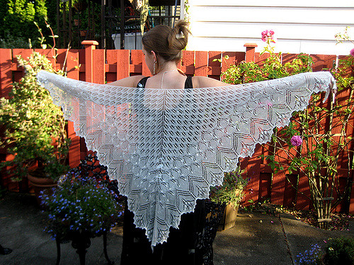 Ravelry: shmarollynn's Big Damn Wedding Shawl