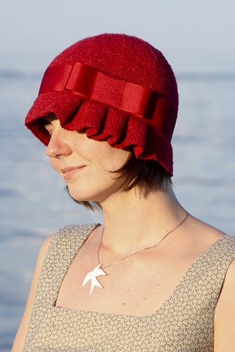 Ravelry: Caroline pattern by Hannah Mason