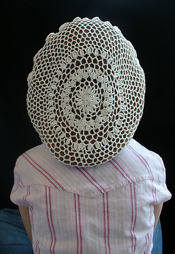 Ravelry: bun / snood from doily pattern by Wendy Harbaugh