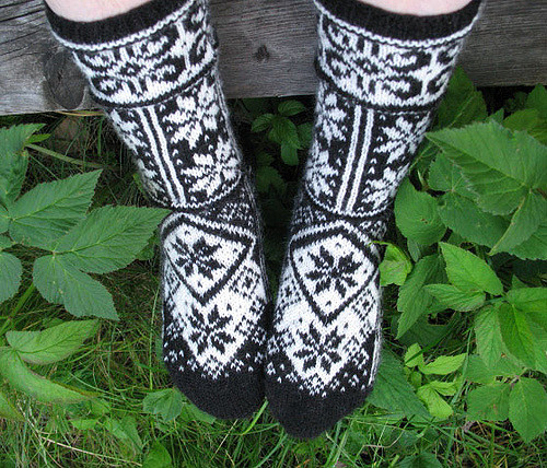 Ravelry: Kathrine Socks (norwegian pattern version) pattern by Ellen ...