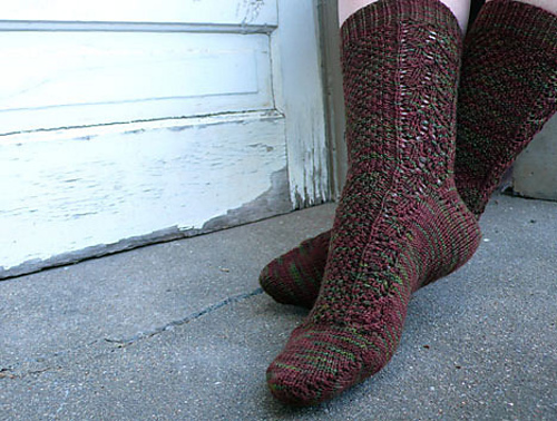 Ravelry: Pine Cones pattern by Anne Hanson