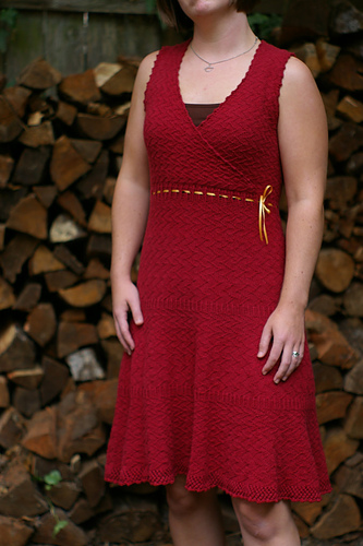Ravelry: The little Black Dress pattern by Gudrun Johnston