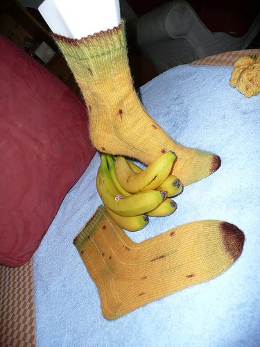 Ravelry: bridorangi's musa sockii (Bananensocken) (banana socks)