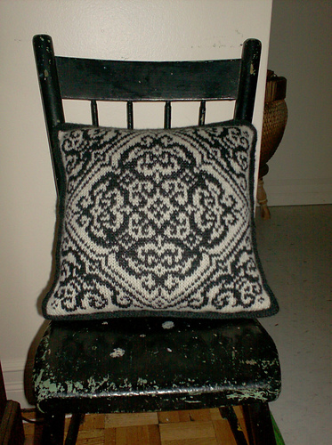 Ravelry: Delft Pillow pattern by Eunny Jang