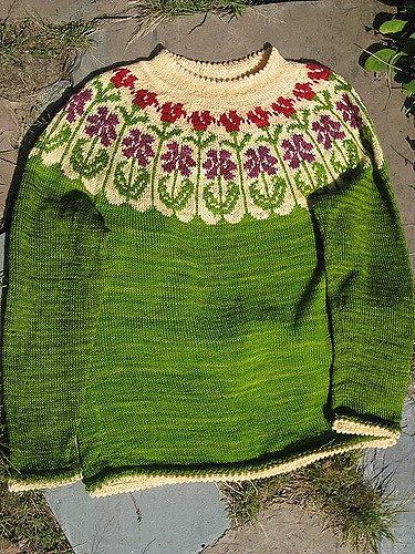 Ravelry: reanbean's Cottage Garden sweater