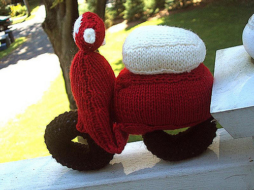 Ravelry: Scooter/ Vespa pattern by Leah Sutton