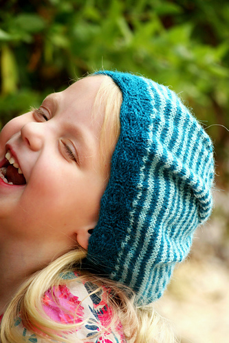 Ravelry: Molly pattern by Alana Dakos