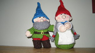 Ravelry: Gnome and Gnomette pattern by Alan Dart