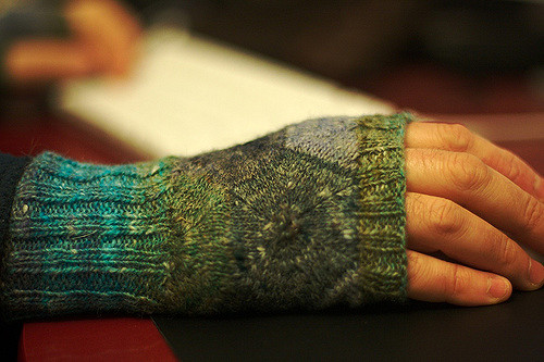 Ravelry: Hexagloves pattern by Karen S. Lauger