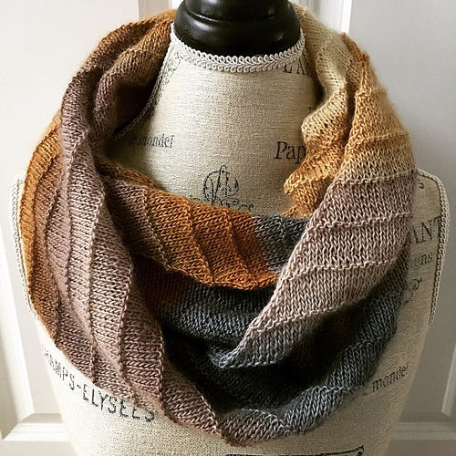 Ravelry: Totally biased pattern by Susan Ashcroft